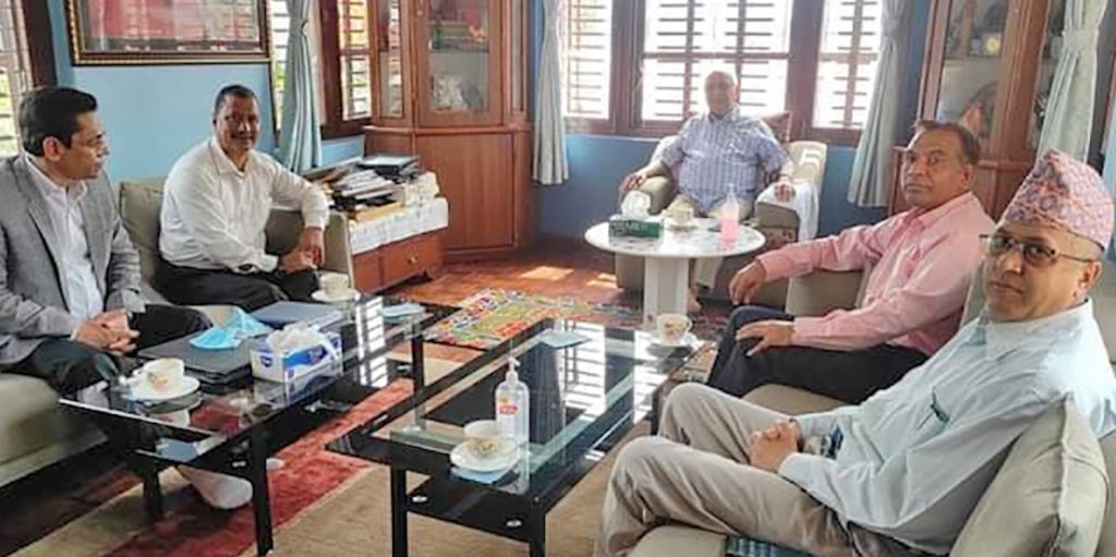 एमाले अध्यक्ष ओली र नेकपा महासचिव विप्लवबीच भेटवार्ता – Himalaya Television